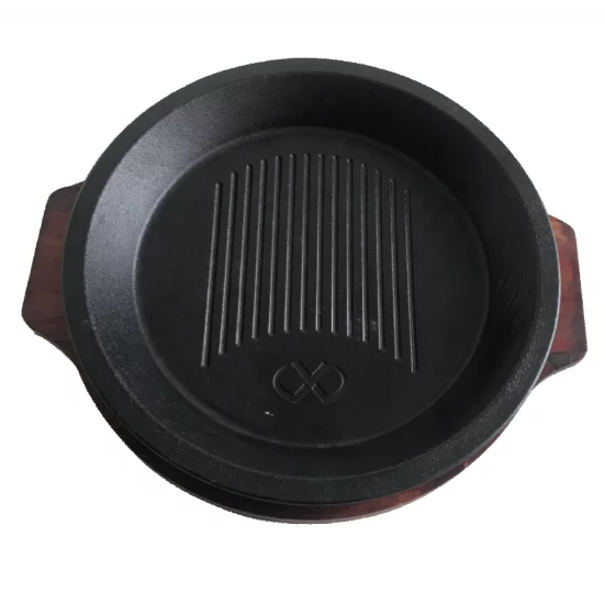 Round cast iron meat roasting dish with wooden base 24 cm - 116129