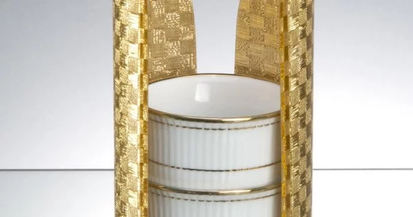 ACRYLIC CAWA CUP HOLDER GOLD